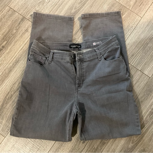 Lee | Jeans | Lee Platinum Classic Fit Straight Leg Jeans 2 Petite ...